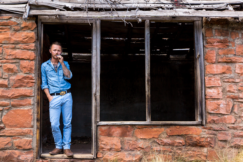 Sedona Singer-Songwriter decker. is Recording a Live Album in Phoenix ...