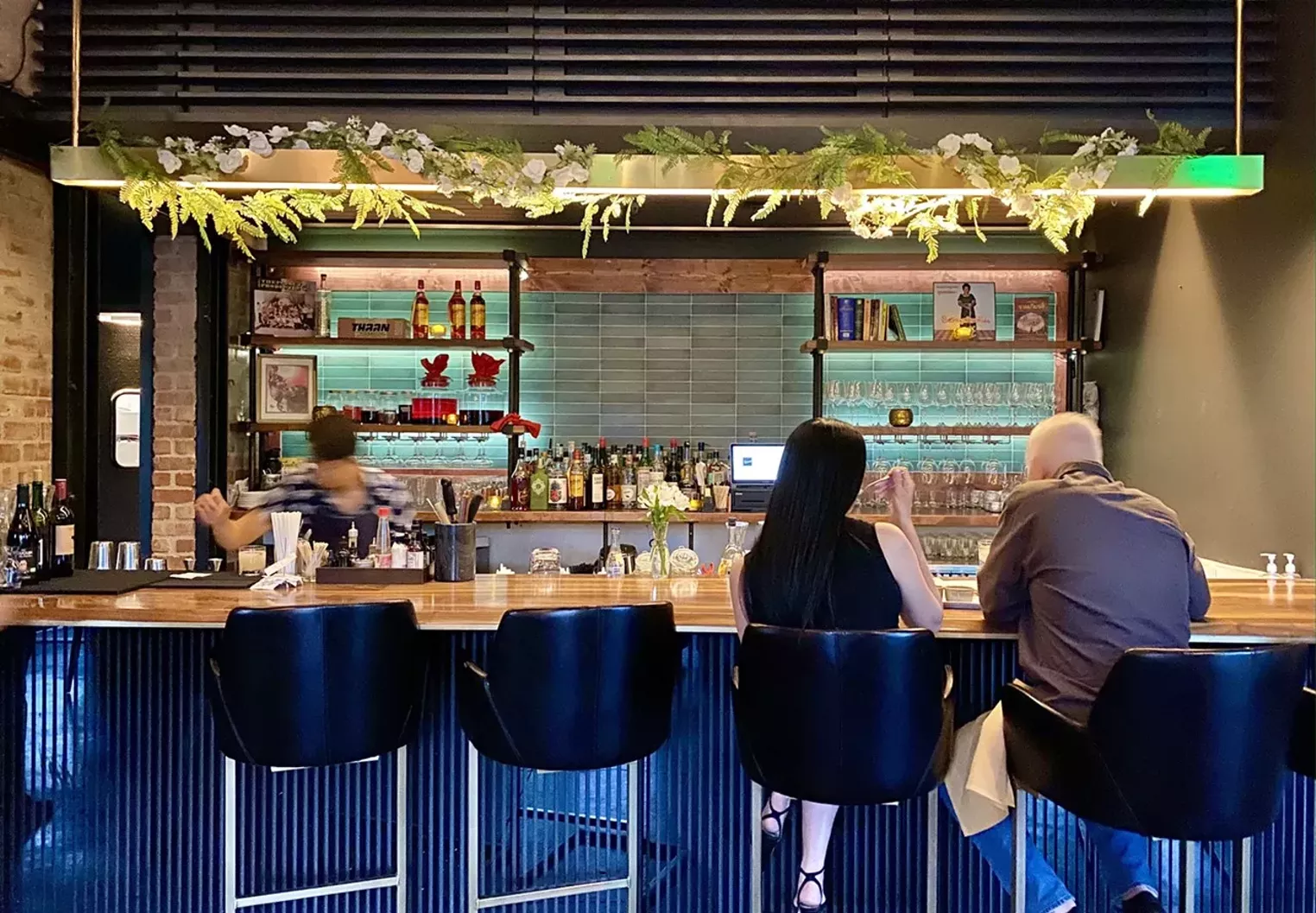 Lom Wong | Downtown Phoenix | Thai, Asian | Restaurant