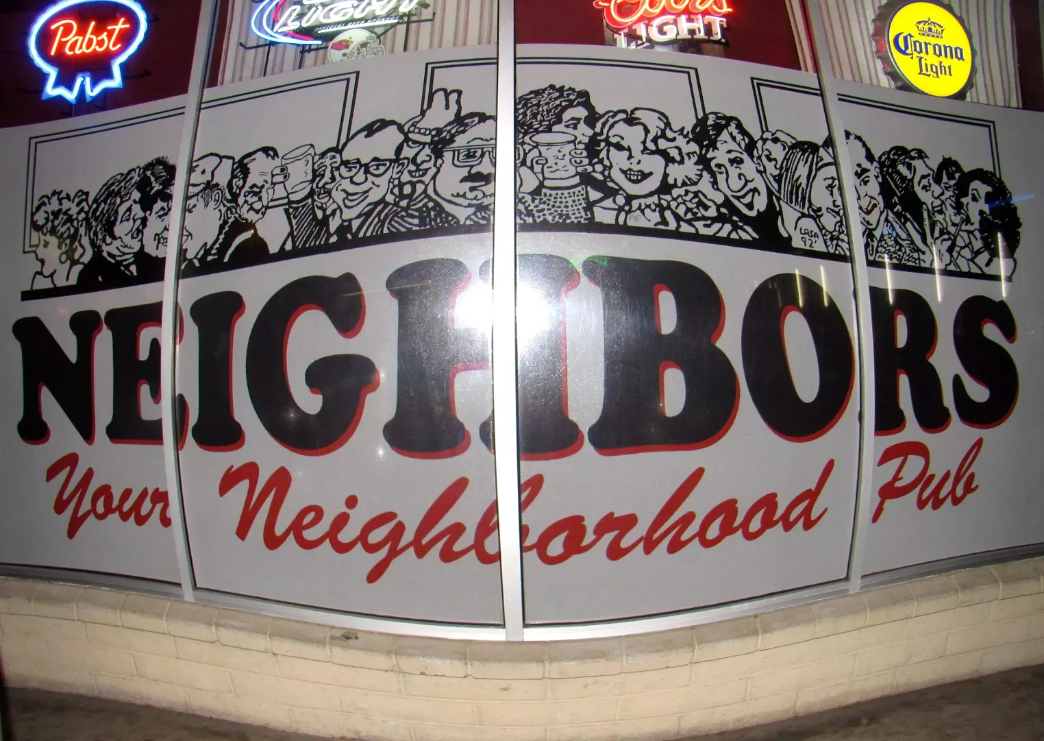 Neighbors Lounge | Peoria | Bars and Clubs | Music