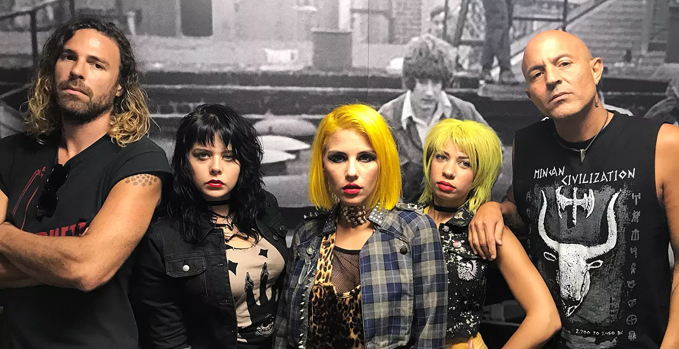 Best Phoenix Concerts Nov. 20-23: Niall Horan, GWAR, Barb Wire, Animals ...