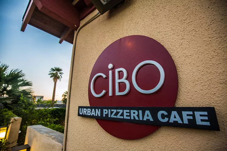 Dining Guide: Where to Eat and Drink in Downtown Phoenix | Phoenix New ...