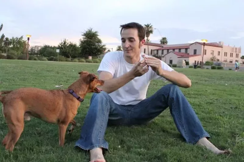 Phoenix Will Pay Up to $2M to Wife of Man Who Died Waiting for EMTs ...