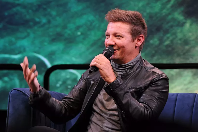 7 takeaways from Jeremy Renner's panel at Phoenix Fan Fusion 2023 ...