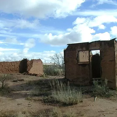 Jen Deveroux's Lambchop Brings Disturbing Art to Monarch Theatre's New ...